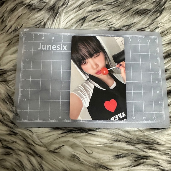 Le sserafim | Other | Lollipop Weverse Charwon Le Sserafim Official ...